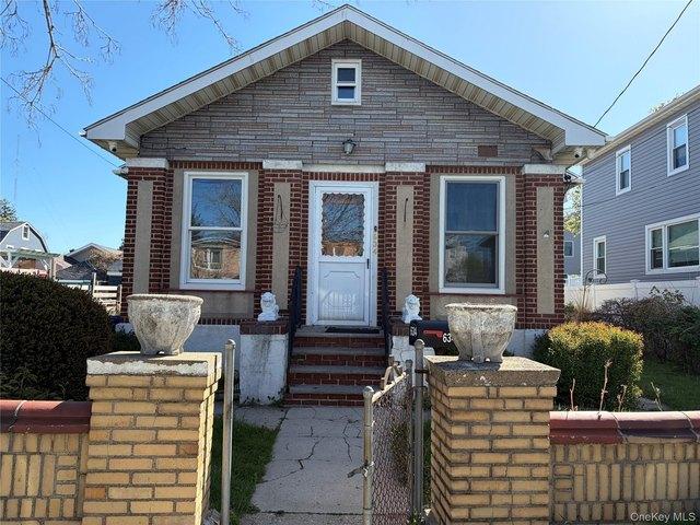 634 Minnieford Ave, Bronx, NY 10464