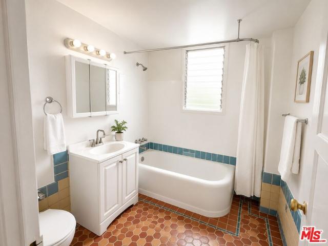 634 S Gramercy Place 607