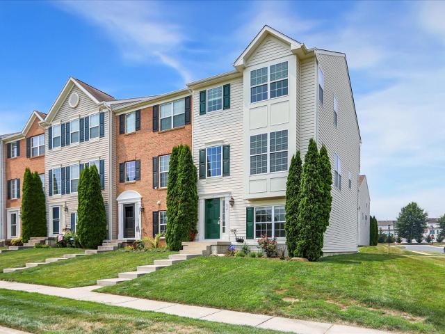 634 Snowberry Way