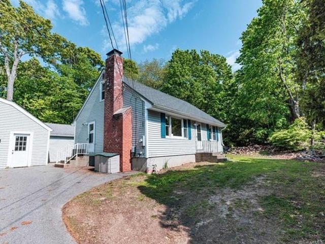 634 Shennecossett Rd, Groton, CT 06340