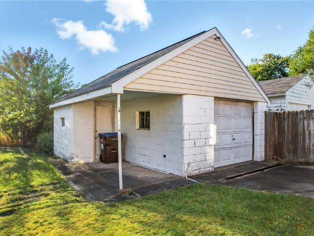 634 Spencer Ave, Sharon, PA 16146 | MLS #1720