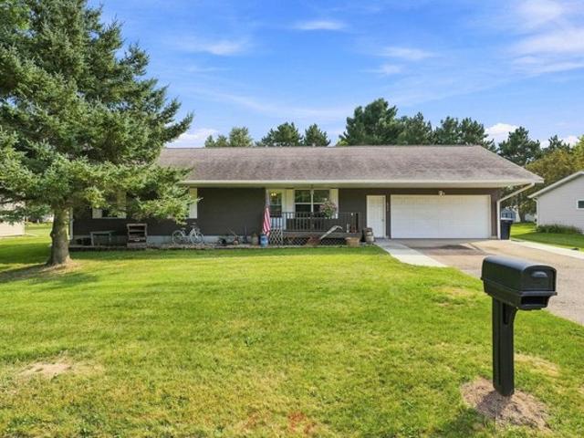 634 Sundance St, Amery, WI 54001