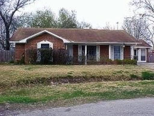 634 Rainy River Dr, Houston, TX 77037