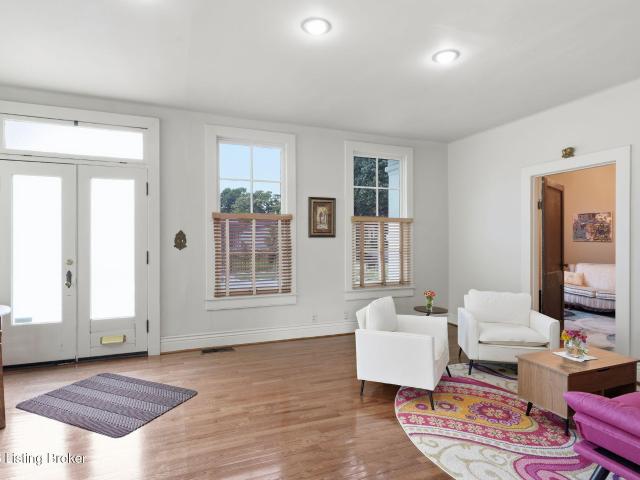 634 Rubel Ave