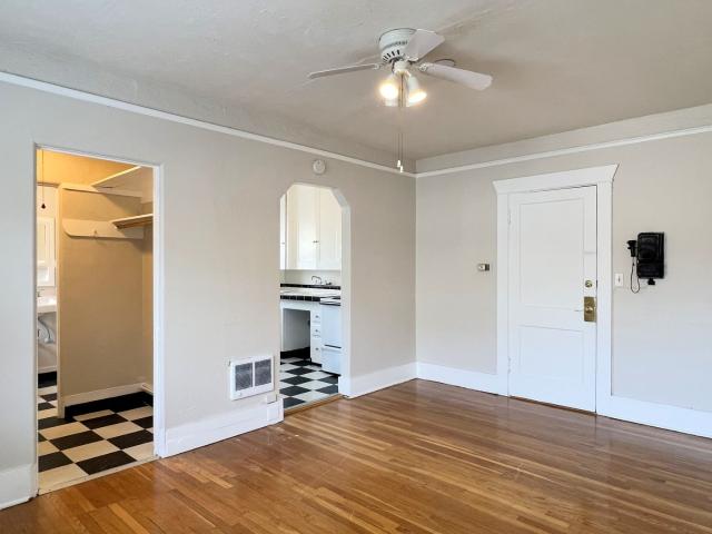 634 Whitestone