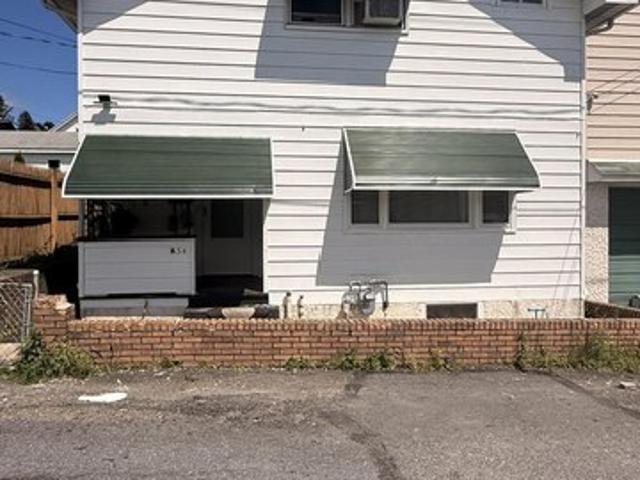 634 Taylor Ct, Hazleton, PA 18201