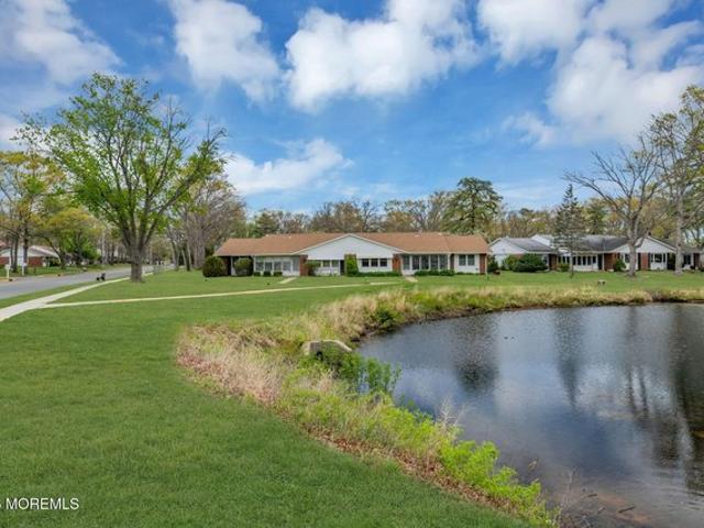 634A Huntington Dr, Lakewood, NJ 08701