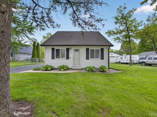 6354 Lapeer Road