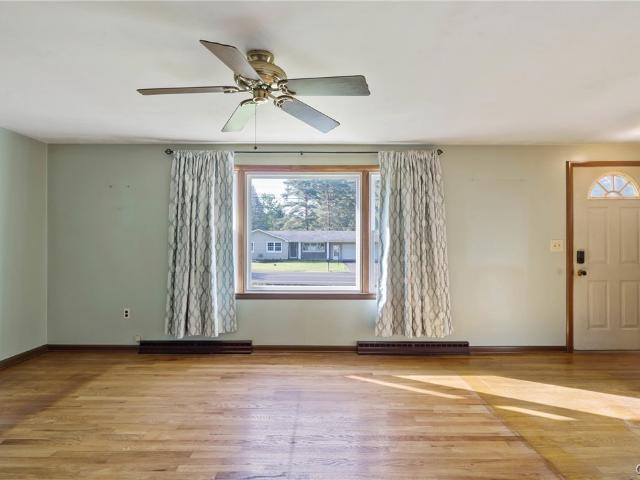 6355 Lakeshore Road