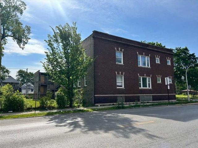 6355 S Racine Ave, Chicago, IL 60636