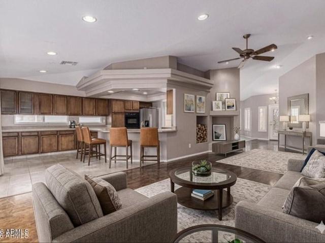 6356 W Avenida Del Rey, Phoenix, AZ 85083