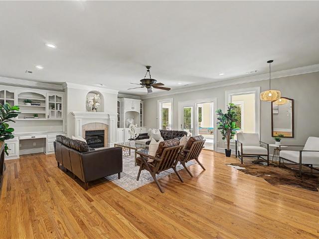 6356 Wells Circle