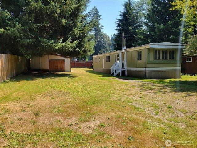 6357 Santa Fe Trl, Maple Falls, WA 98266