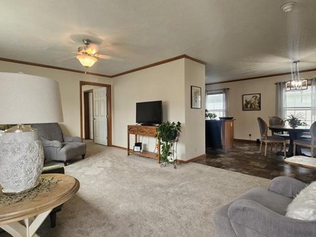 6359 Diana Way, Fenton, MI 48430