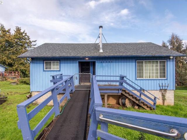 63503 Third Rd, Coos Bay, OR 97420