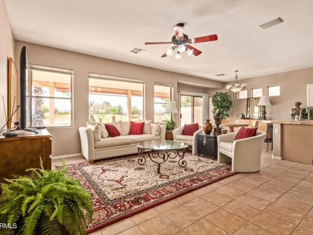 6350 S Senate St, Chandler, AZ 85249