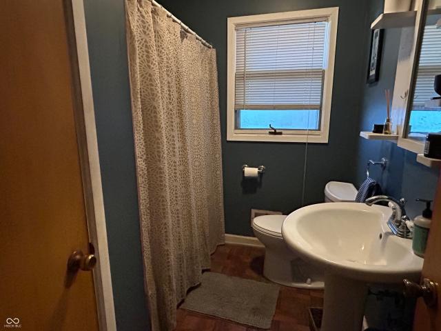 6350 W Apache Drive
