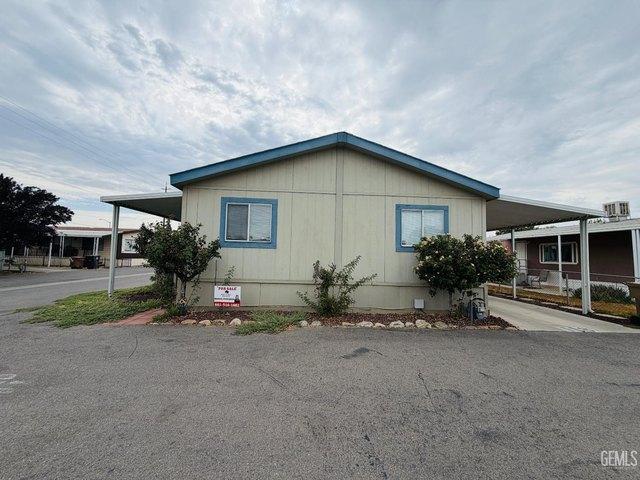 6351 Akers Rd Spc 118, Bakersfield, CA 93313