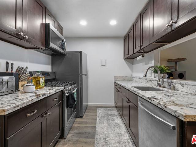 6351 Riverside Drive 22