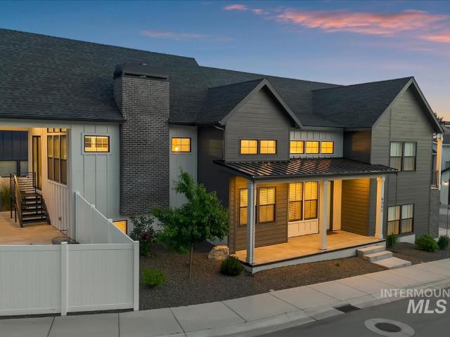 6351 W Tobi Ln