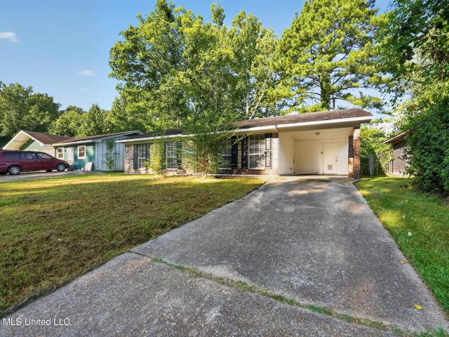 6352 Abraham Lincoln Drive