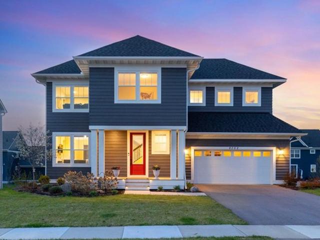 6352 Red Cedar Dr, Chaska, MN 55318