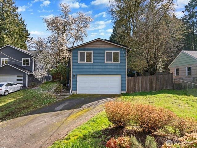 6352 24th Ave SW, Seattle, WA 98106