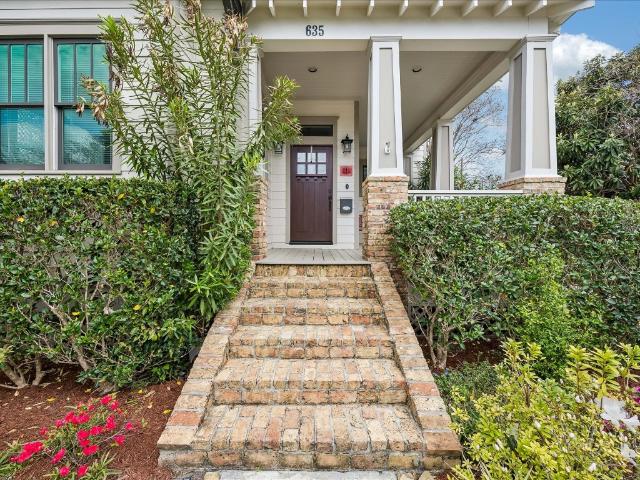 635 13th Street