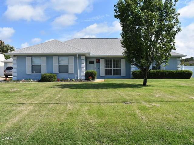635 16th St, Panama City Beach, FL 32413
