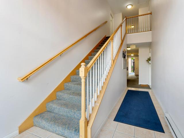 635 Cambridge Court #2b