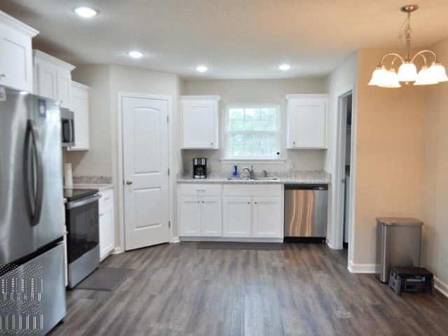 635 Church Circle