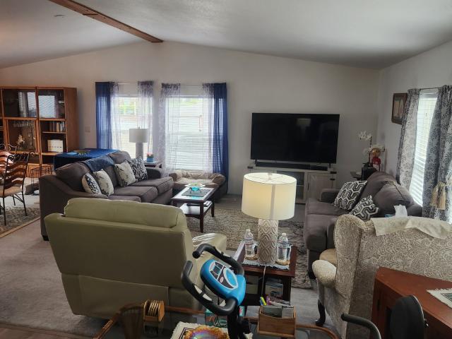 635 crestview dr