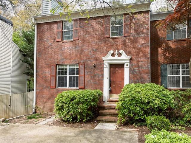 635 Anderson Walk