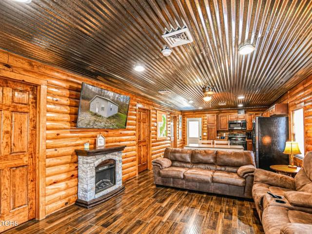635 Briceville Hwy
