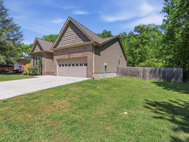 635 Gadd Road