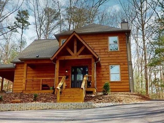 635 Garnet Dr, Ellijay, GA 30540