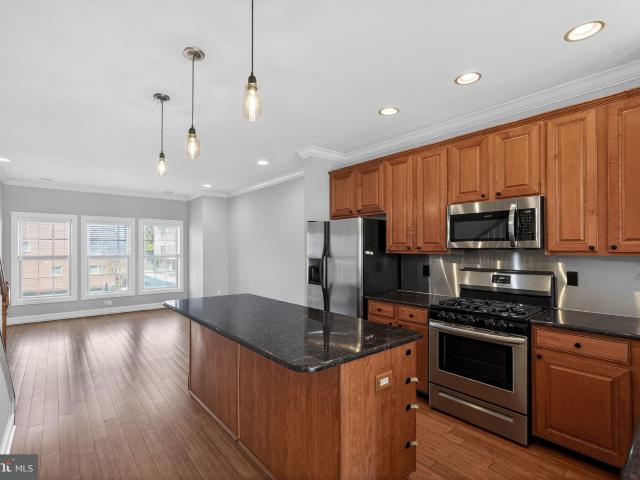 635 Dupont St, Unit N, Philadelphia, PA 19128 | MLS #PAPH2599 | Compass