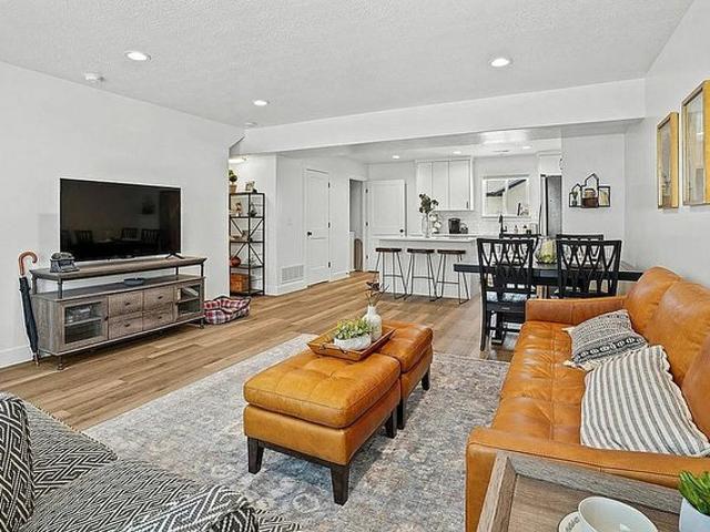 635 E 40th St, South Ogden, UT 84403