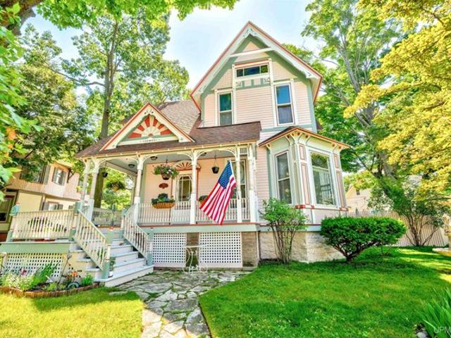 635 Ogden Ave, Escanaba, MI 49829
