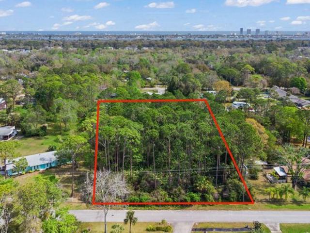 635 Orchard Ave, Ormond Beach, FL 32174
