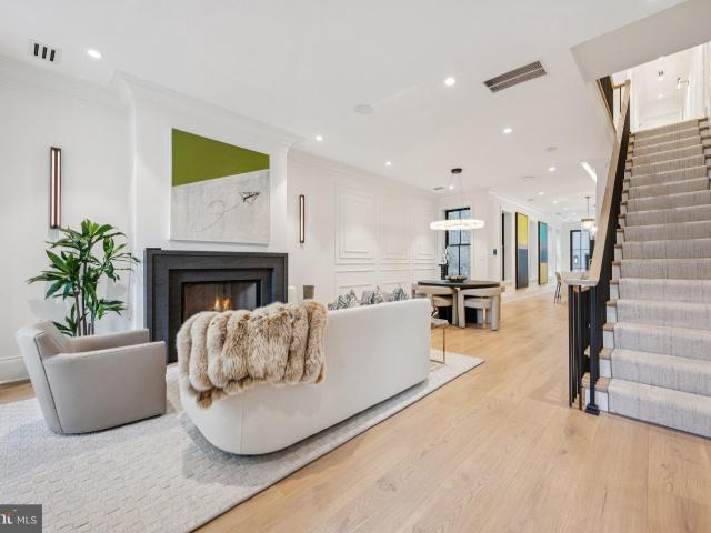 635 Maryland Ave NE, Washington, DC 20002 | MLS #DCDC2243