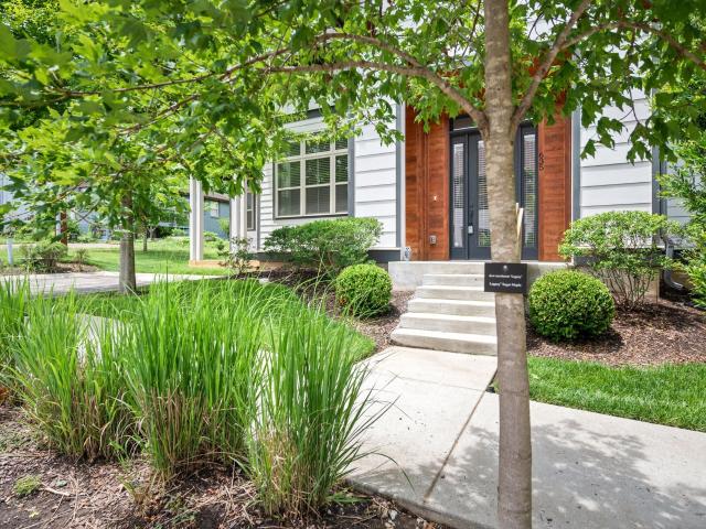 635 Nashua Ln