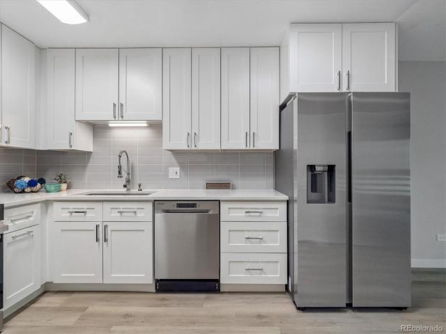635 S Alton Way # 4B