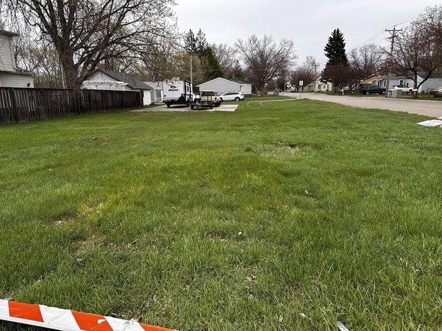 635 S McCoy St, Aberdeen, SD 57401