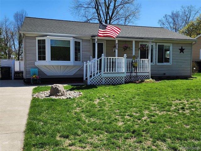635 Sherry Dr, Orion, MI 48362