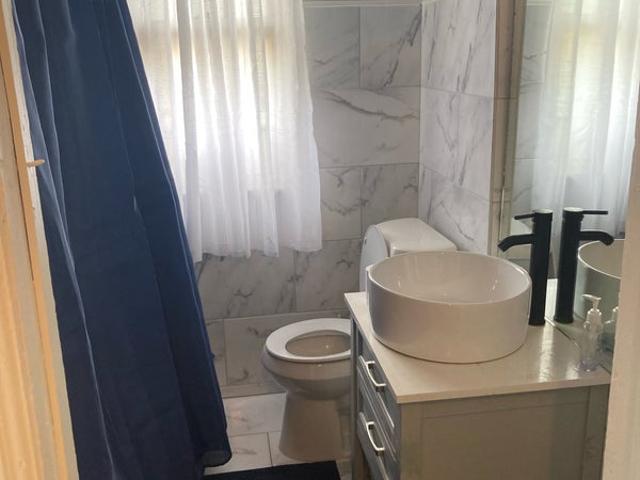 $635 Spacious Room Furnished Utilites Included