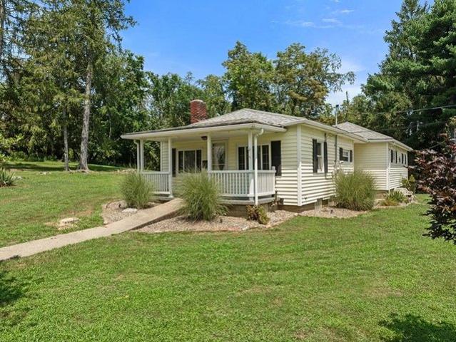 635 Springdale Ave, Wheeling, WV 26003