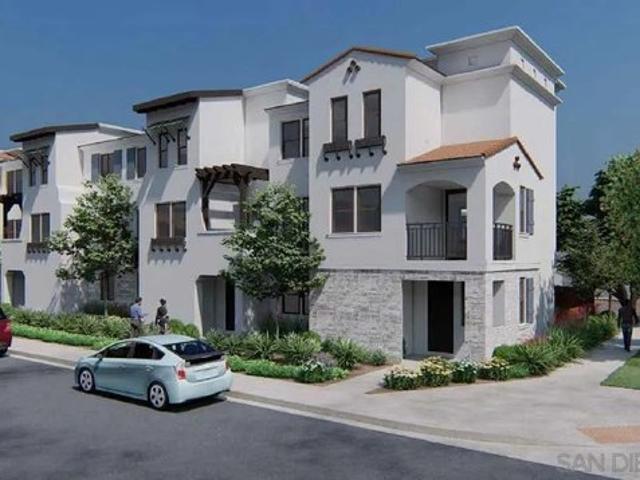 635 Pine Ave Unit 1, Carlsbad, CA 92008