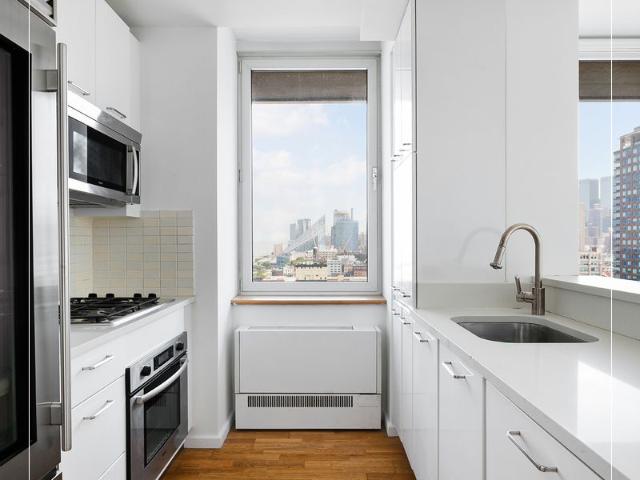 635 W 42ND Street 19F