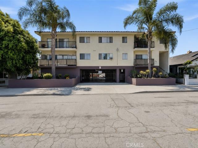 635 W 15th Street